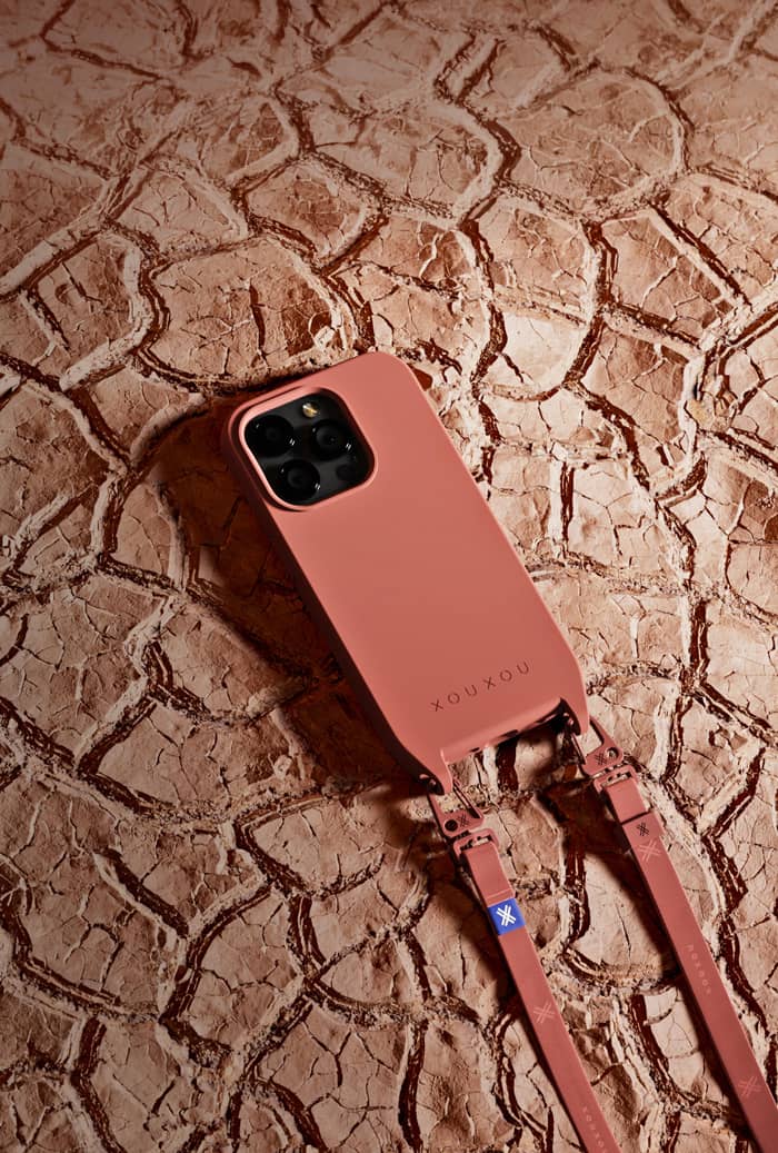 Phone cases with straps for iPhone | XOUXOU®